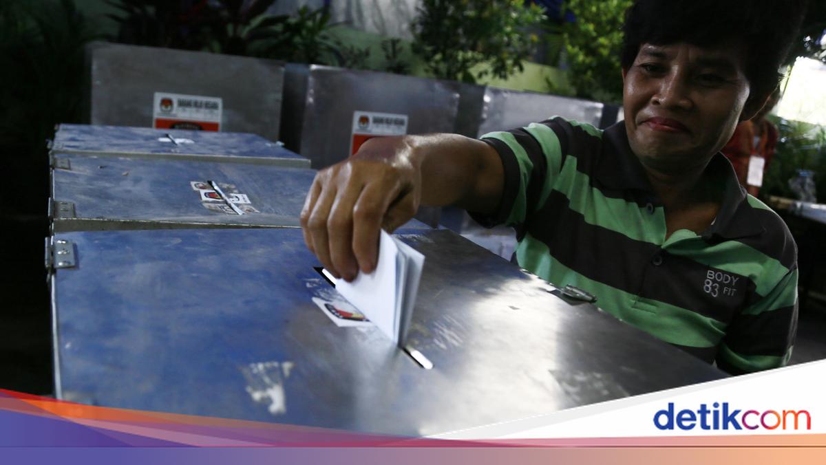 Demokrasi: Definisi, Tujuan, Prinsip, Ciri-ciri, Jenis, Hingga Contohnya