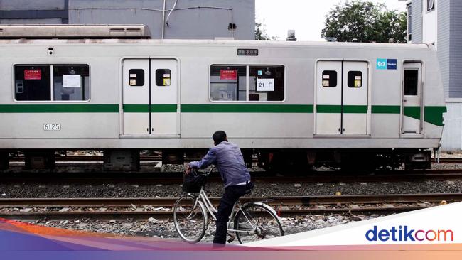 Usai Audit BPKP, Luhut cs Bakal Putuskan Impor KRL Bekas atau 'Poles ... Usai Audit BPKP, Luhut cs Bakal Putuskan Impor KRL Bekas atau 'Poles ...