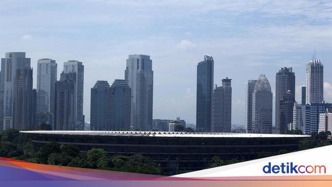 Kompleks GBK Jadi Arena Balap Mobil, Netizen Ramai-Ramai Protes