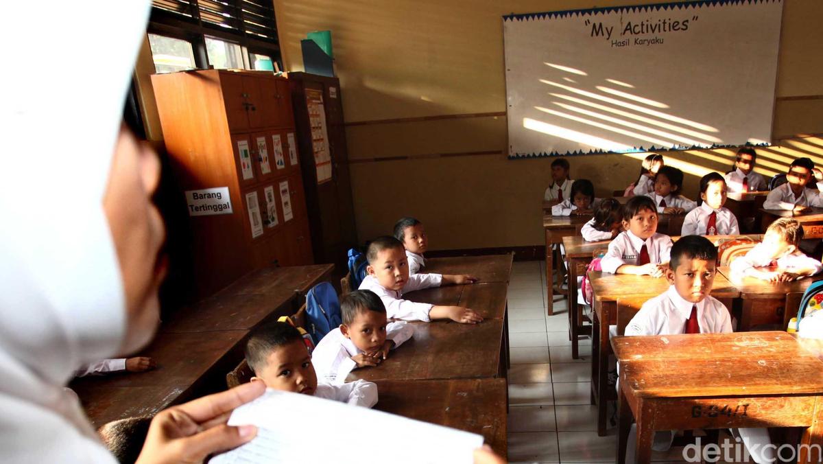 Riset: Suara Parau Ibu Guru Berhubungan dengan Kapasitas Paru-paru