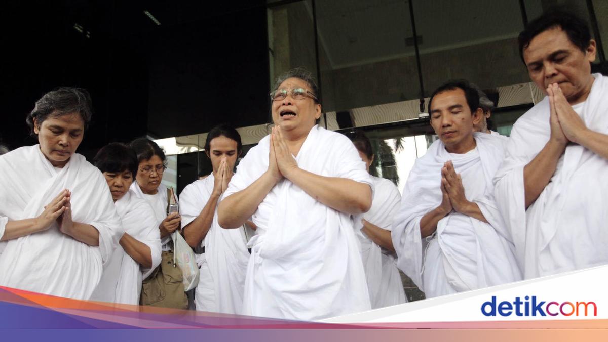 Lia Eden dan Jejak Kontroversialnya