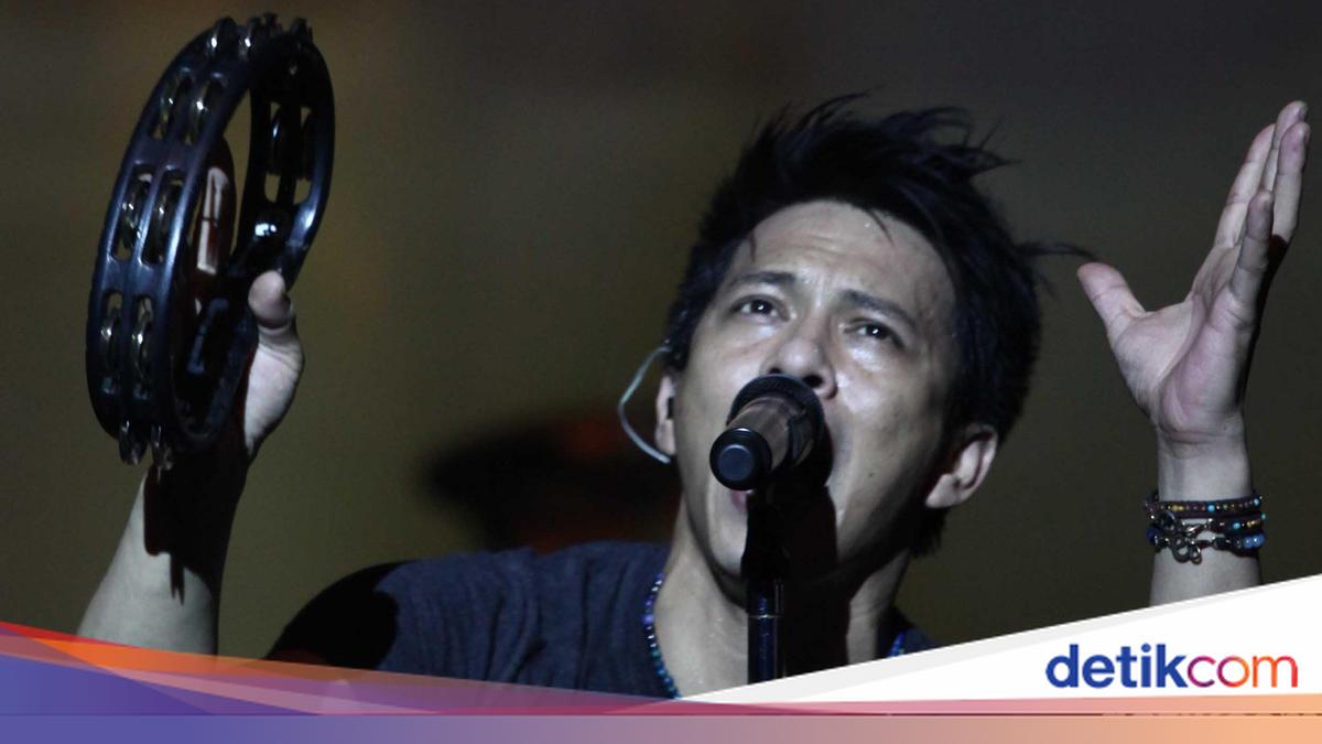 Lirik Sally Sendiri dari Peterpan