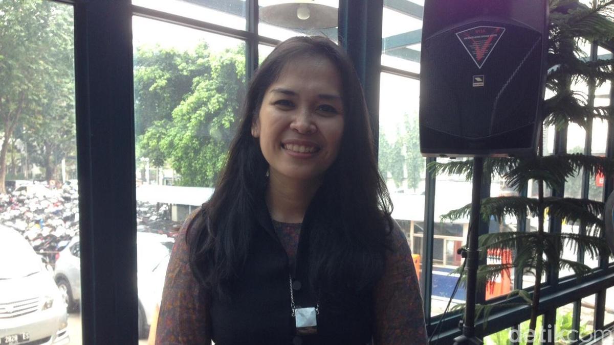 Mutia Ribowo, Mempelajari Gambar untuk Hilangkan Trauma pada Anak