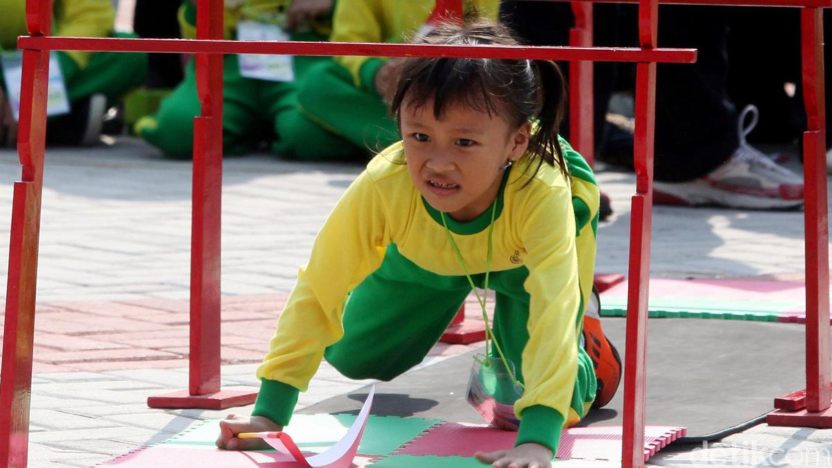 Tak Perlu Buru-buru, Menunda Anak Masuk TK Ada Manfaatnya