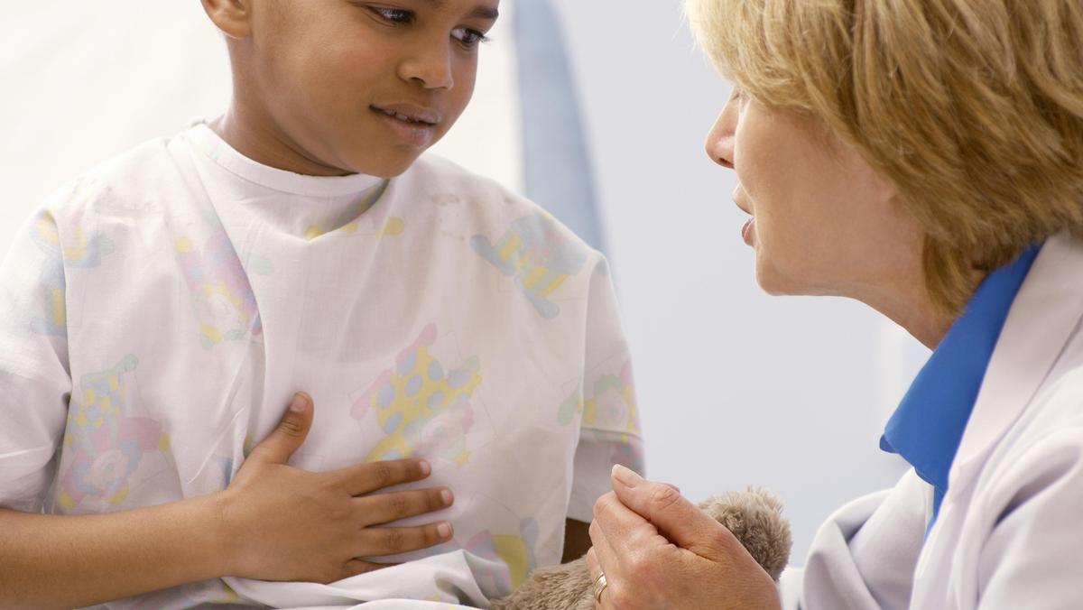 Dokter: Anak Sakit Perut di Bawah Pusar, Itu karena Psikis Lho