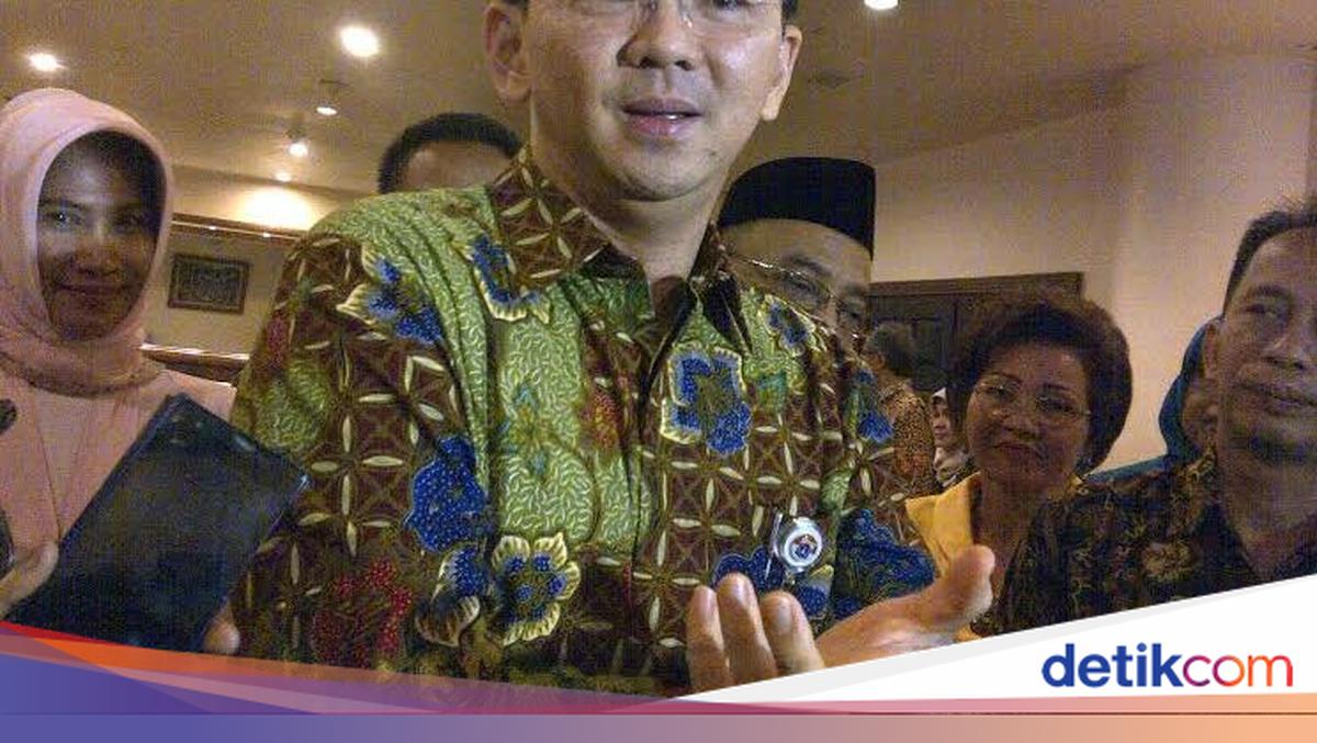 Ahok Targetkan Stadion Taman BMW dan Kemayoran Rampung 2018