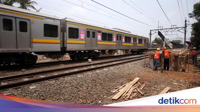 KRL Alami Gangguan Pantograph di Stasiun Rawa Buntu Serpong