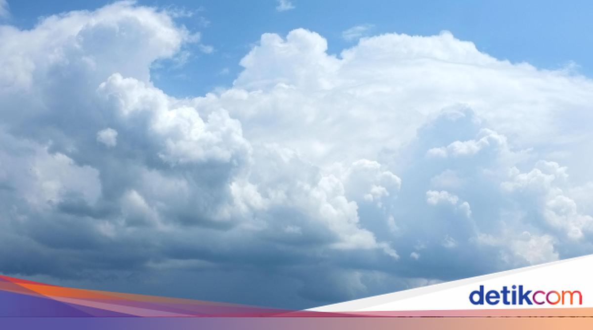 Cuaca Surabaya Hari Ini, Berawan tapi Suhu 36 Derajat Celsius