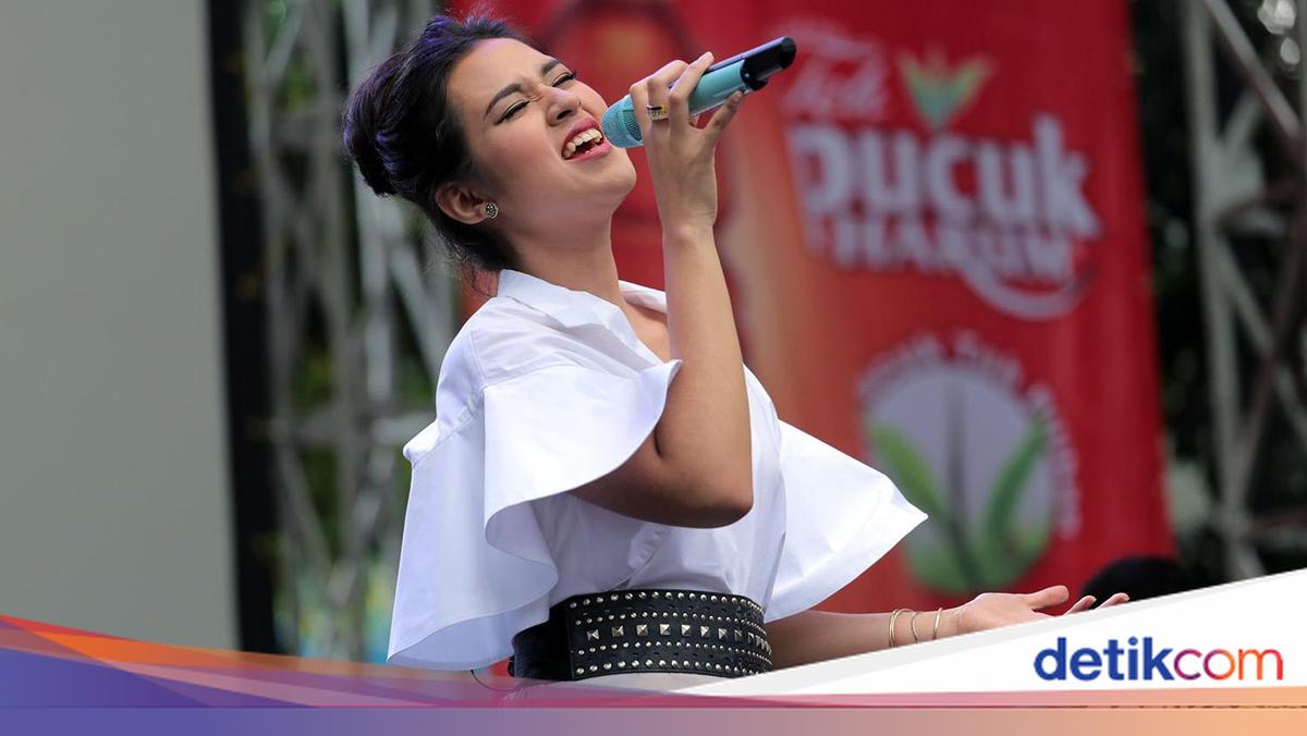 Raisa di Antara Nyanyi dan Bisnis