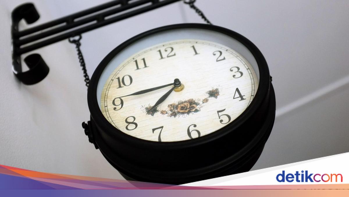 20+ Kosakata Arane Wektu atau Nama Waktu dalam Bahasa Jawa