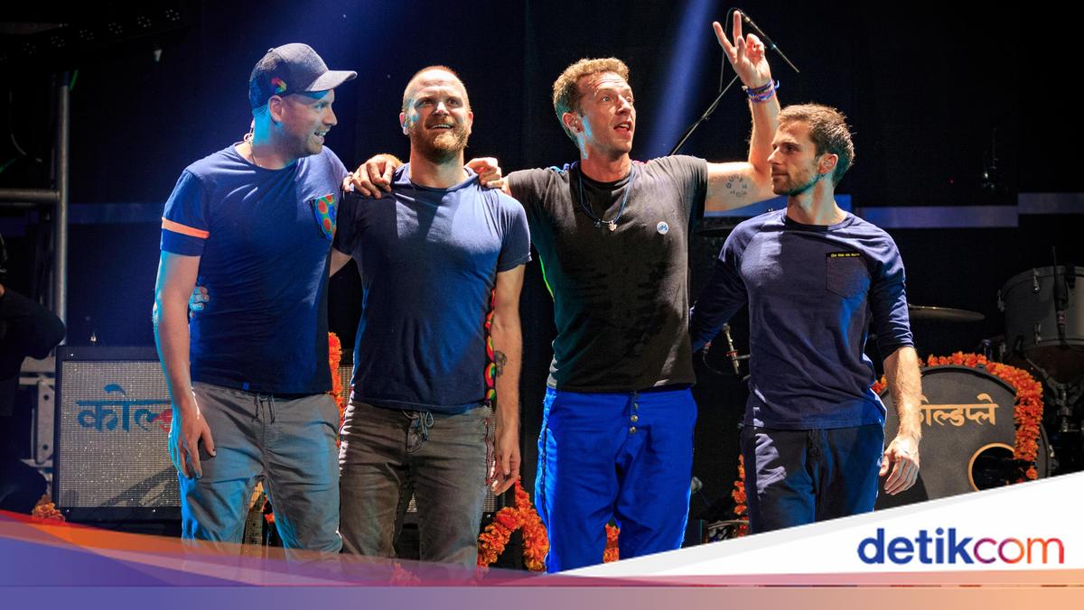 Lirik Lagu Coldplay Something Just Like This beserta Chord dan Terjemahannya