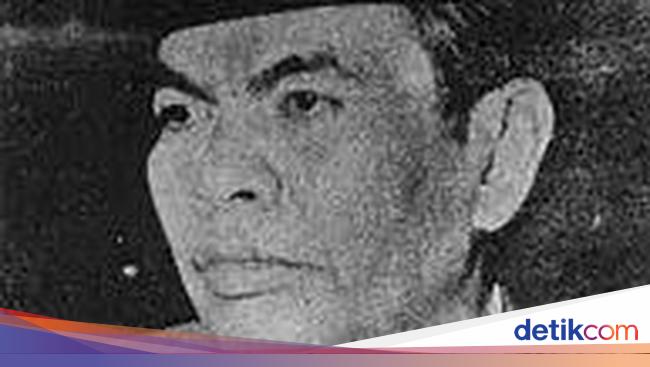 Profil Mohammad Yamin, Tokoh yang Merumuskan Ikrar Sumpah Pemuda Profil Mohammad Yamin, Tokoh yang Merumuskan Ikrar Sumpah Pemuda