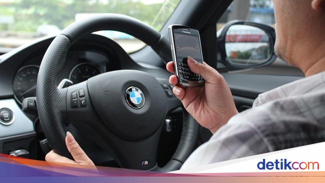 Masyarakat Indonesia Kecanduan HP Paling Parah, Nomor Satu di Dunia