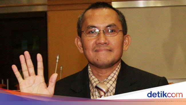 Mantan Ketua KY Jaja Ahmad Jayus Tutup Usia Mantan Ketua KY Jaja Ahmad Jayus Tutup Usia