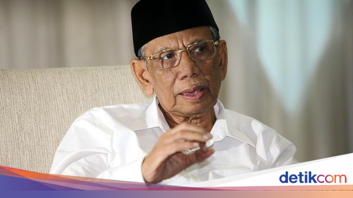 KH Hasyim Muzadi dalam Proses Penyembuhan, Keluarga Minta Doa
