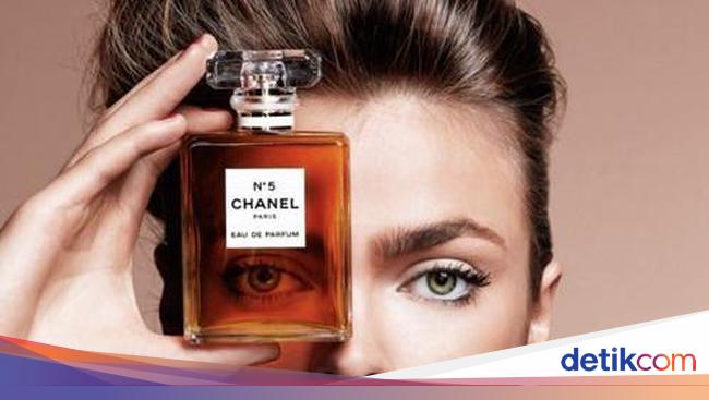 3 Tips Pakai Parfum dengan Tepat dan Tahan Lama