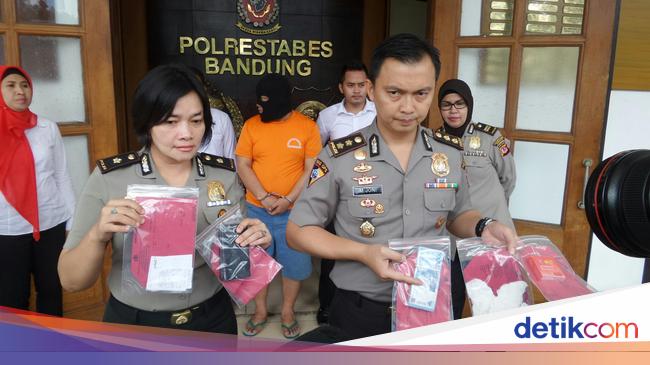 Polrestabes Bandung Tangkap Big Daddy Penyedia PSK Bertarif Rp 15 Juta Polrestabes Bandung Tangkap Big Daddy Penyedia PSK Bertarif Rp 15 Juta