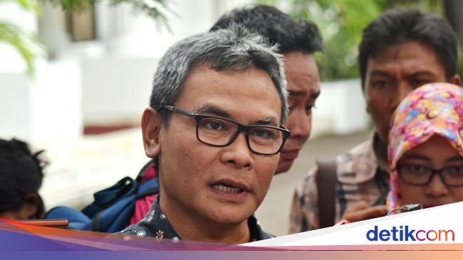 Tak Ada Unsur Titipan di Pengangkatan Gories Mere dan Diaz Sebagai Stafsus