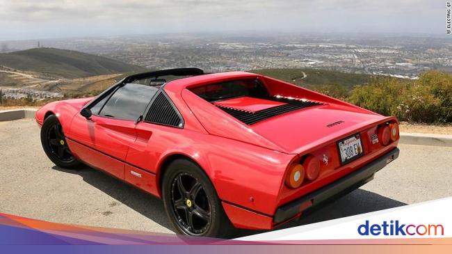 Ferrari Listrik yang Pertama