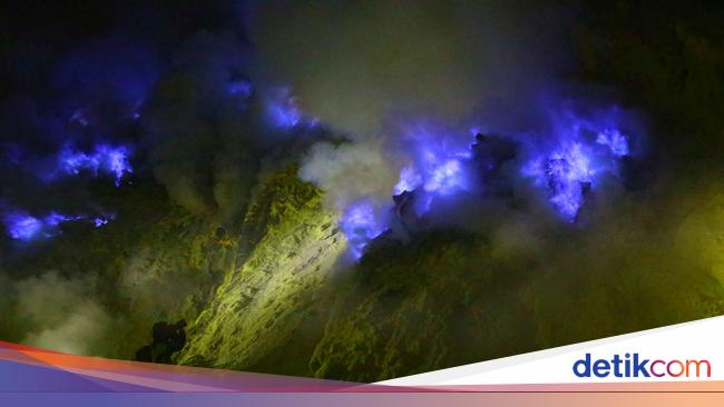 Api Biru Ijen yang Cuma Ada 2 di Dunia
