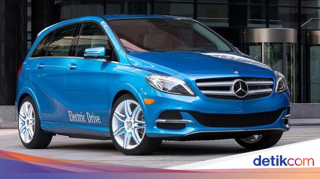 Pemain Leicester City Dapat Hadiah Mercy B-Class Electric Drive