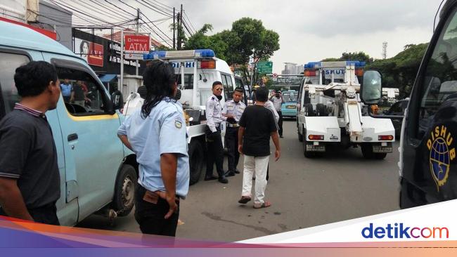 Sudinhubtrans Jaksel Batal Tertibkan Mikrolet M 44 karena Diteriaki Sopir
