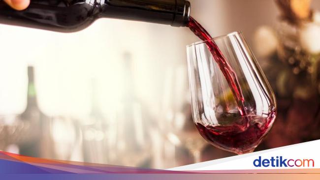 Terpopuler: Bule di Bali Nangis Bombay Gegara Sebotol Wine