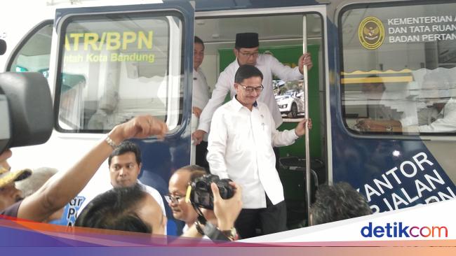 BPN Bandung Luncurkan Bus 'Kantor Berjalan'