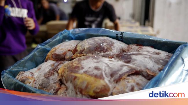 Dirut Bulog Kaget Harga Daging Beku di Pasar Rp 100.000/Kg