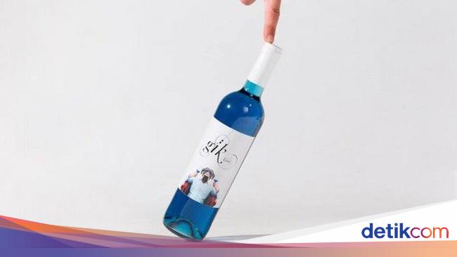 Blue Wine, Wine Berwarna Biru yang Dibuat dengan Antosianin