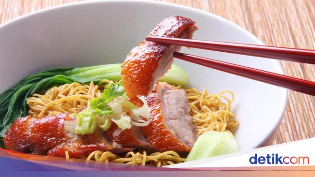 Mie Bebek yang Gurih Mantap Bisa Dinikmati di 5 Tempat Ini