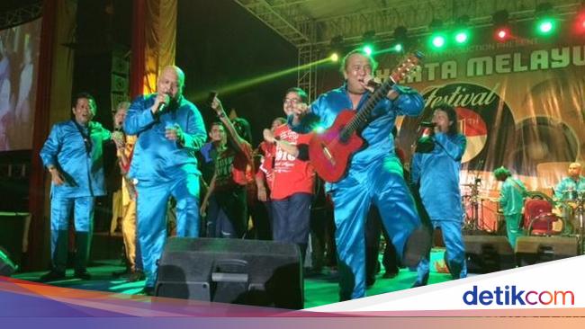 Menikmati Alunan Musik Melayu di Pantai Ancol