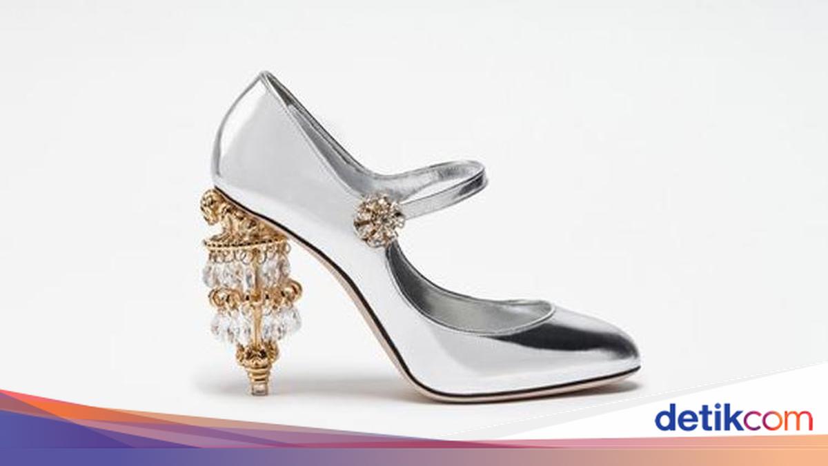 Editor's Choice: 5 Variasi High Heels dengan Hak Berbentuk Unik