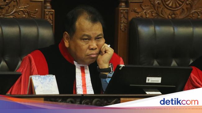 Hakim Konstitusi Arief Hidayat: UU MK Cacat, Harus Dibatalkan!