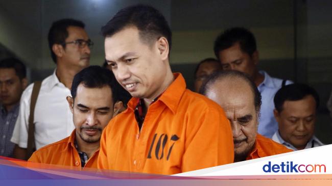 Petinggi Gafatar Ahmad Musadeq Hadapi Tuntutan Jaksa Siang Ini
