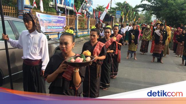Tradisi 'Kawin Lari' Suku Sasak di Lombok