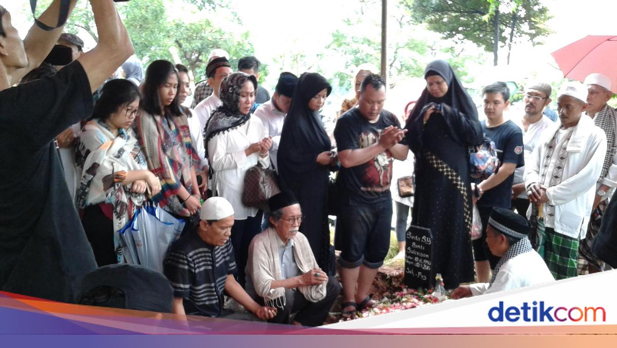 Ati Cancer Kenang Sosok Shinta Muin Sebagai Sosok Pemarah