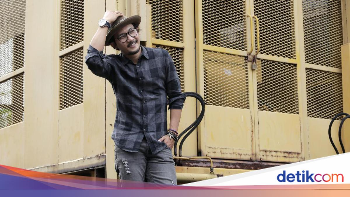 Sandy Canester Ajak Orang Jatuh Cinta di Single Baru