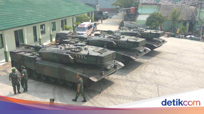 TNI AD Kirimkan 3 Tank Leopard ke Natuna