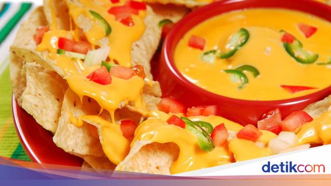 Gurih Hangat, Cheese Ball dan Nachos Berlumur Lelehan Saus Keju