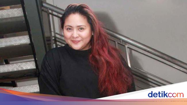 Audy Item Kumpulkan Lagu-lagu Terbaik dalam Satu Album