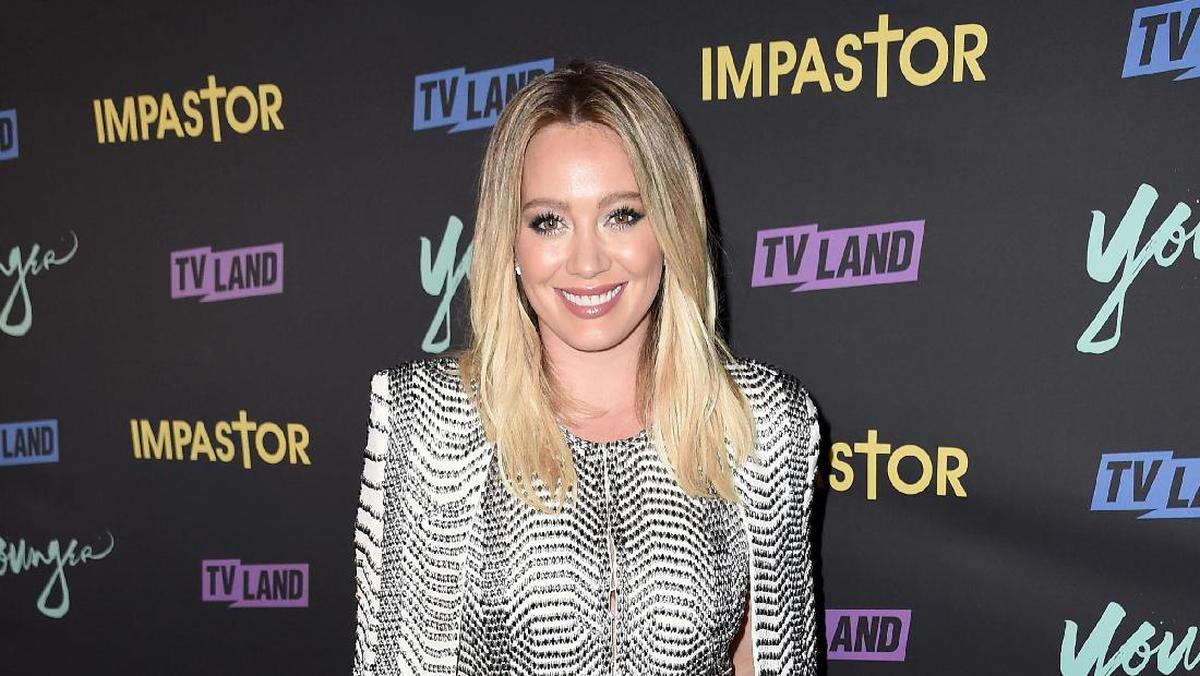 Makan Plasenta Sendiri Seperti Hilary Duff, Aman Nggak Sih?