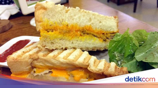 Frenchie: Menikmati Escargot dan Sandwich Daging Keju Berharga Ekonomis ...