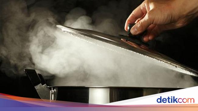 Minum Air Matang yang Direbus Ulang, Bolehkah?