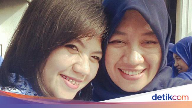 Desi Singarimbun: Aiptu Sutisna Injak Kaki Dora Natalia Singarimbun