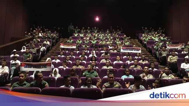 Kodam Pattimura Gelar Nonton Bareng Film I Leave My Heart in Lebanon