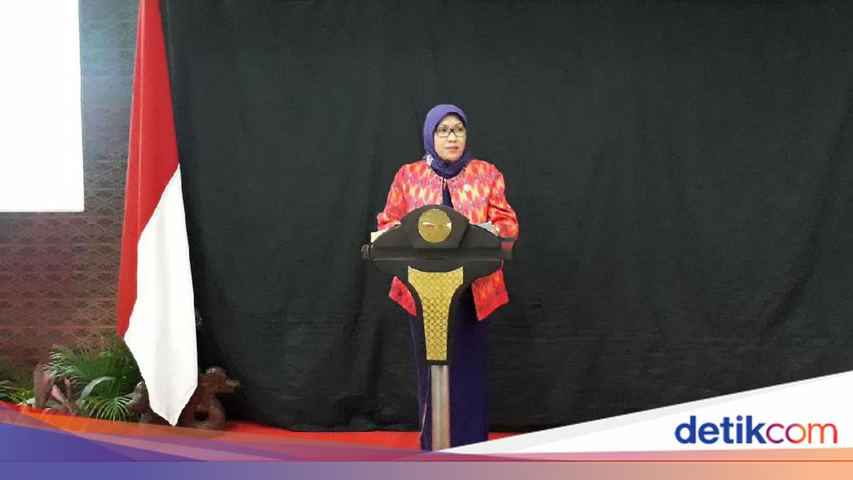 OJK Jelaskan Alasan Bunga Pinjol Lebih Tinggi dari Bank