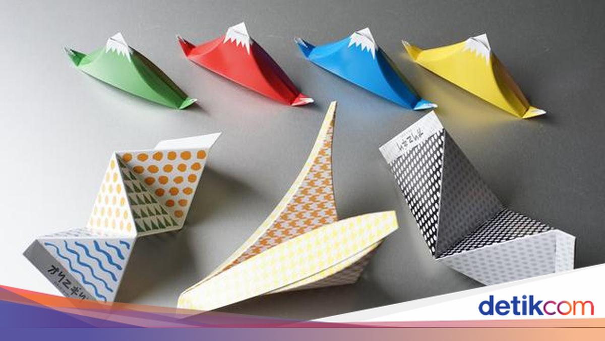Kertas Origami Ini Dipakai untuk Bentuk Onigiri Jadi Seperti Gunung Fuji