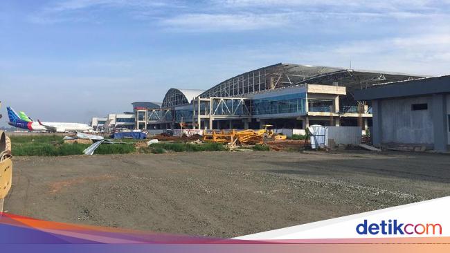 Interior Bandara Supadio: Kombinasi Melayu, Dayak, dan China