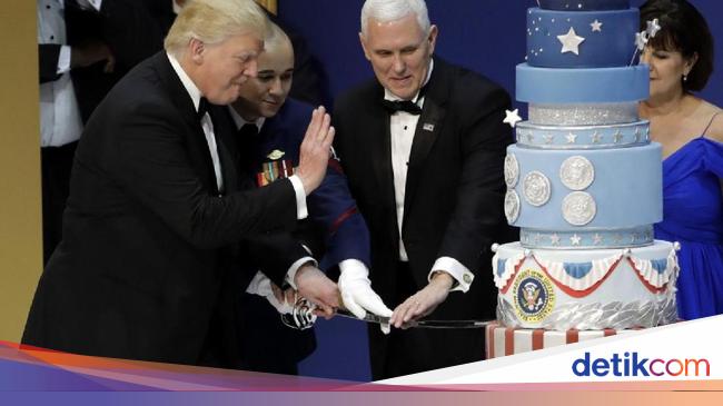 Cake Inagurasi Donald Trump Ternyata Meniru Persis Cake Obama